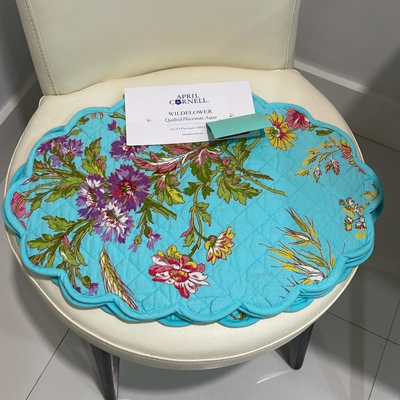 April Cornell | Dining | April Cornell Set Of 4 Floral Print Cotton ...